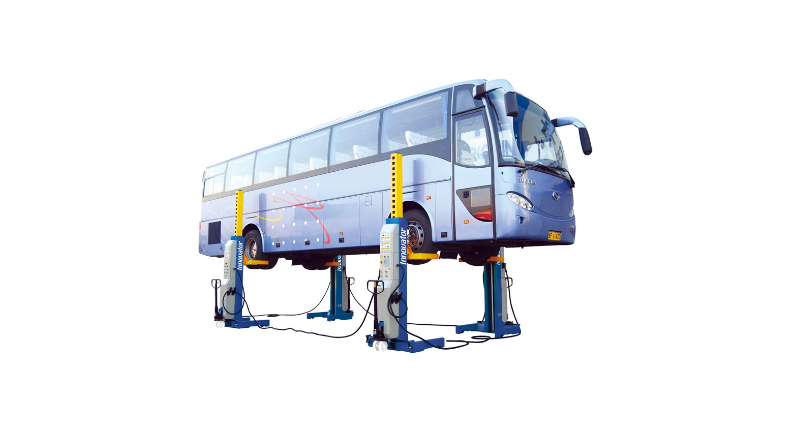 Mobile column lift for bus and truck is added to our product line